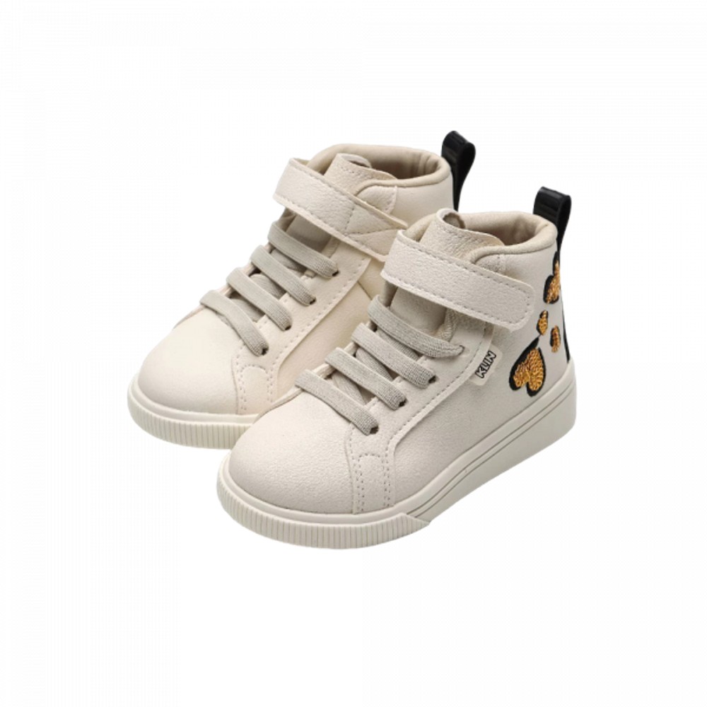 Pé de Criança - Loja Virtual Sapatos Infantis